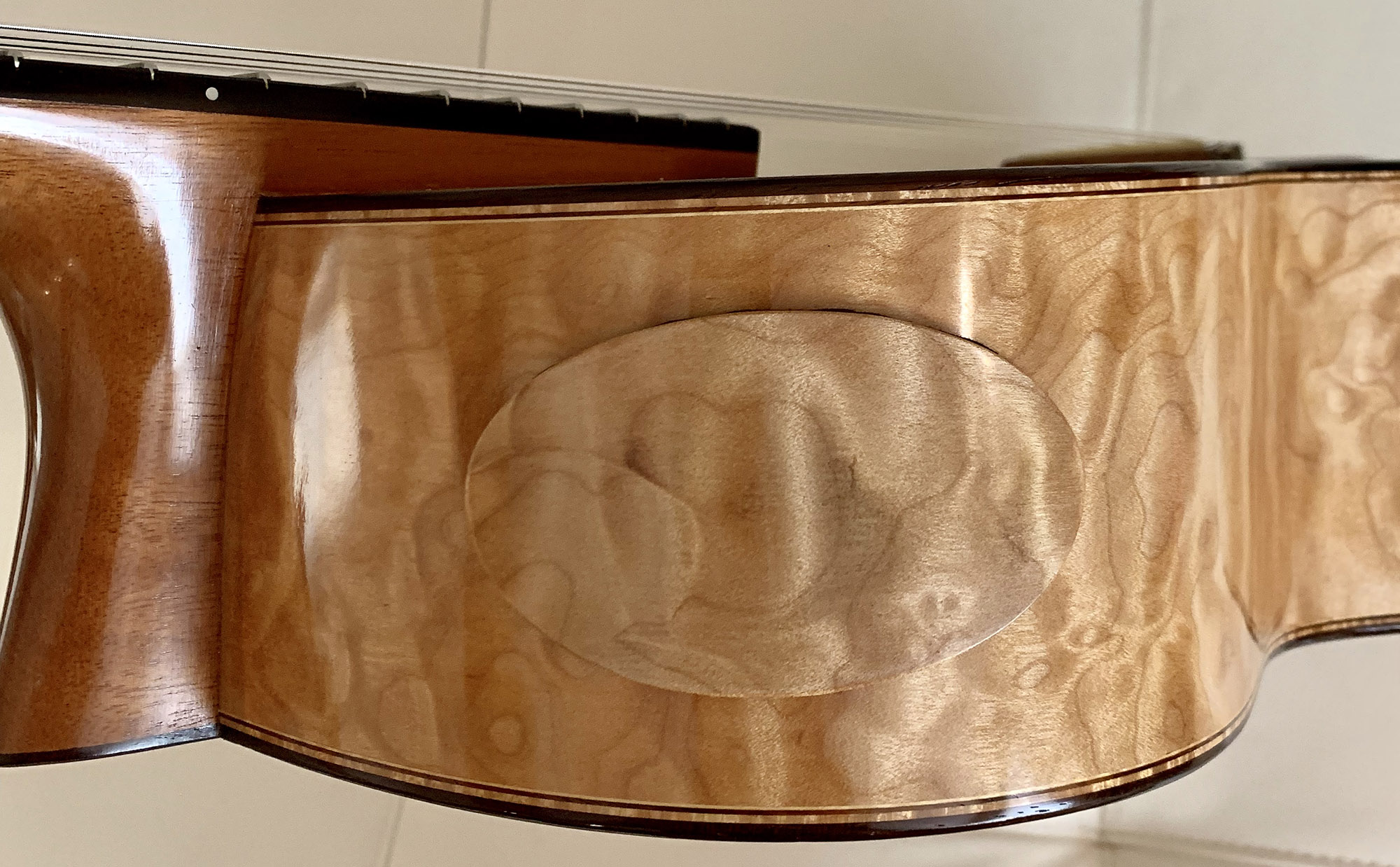 2018 Stephan Connor short scale – Classic Guitars International finest ...